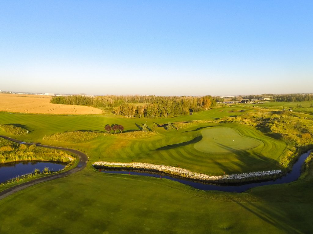 Play Golf Canada Booking